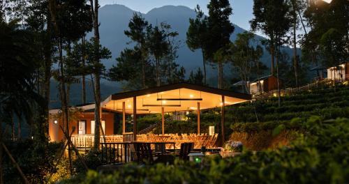 Bobocabin Dieng Pass, Batang, Bawang (updated prices 2025)