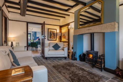 Stone Cottage in Picturesque North Yorkshire Village, Ampleforth ...