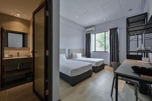 Macalister 288, George Town (updated prices 2024)