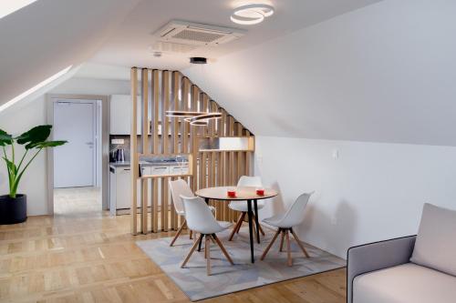 HIŠA PUTR, Trzin (updated prices 2024)