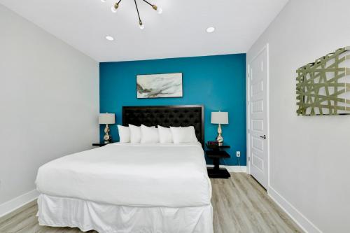 Swanky Home near Disney with Encore Water Park Access At Encore Resort ...