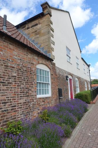 The Sail Loft Apartment, Whitby (updated prices 2024)