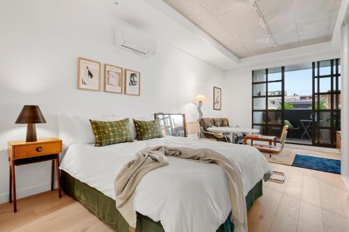 Mid-Century Modern Hideaway, Melbourne (updated prices 2024)