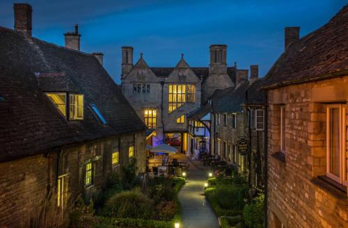 The Talbot Hotel, Oundle , Near Peterborough, Oundle – Updated 2024 Prices