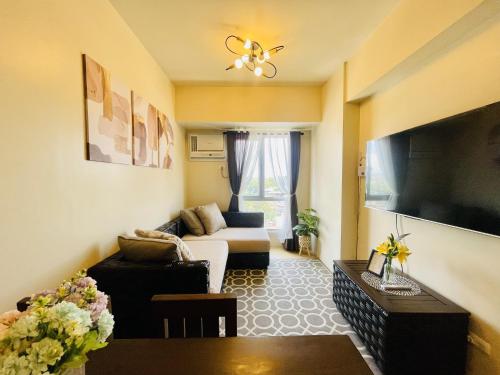 Sunset View 1-BR Unit at Centrio Tower beside Ayala Mall Downtown CDO ...