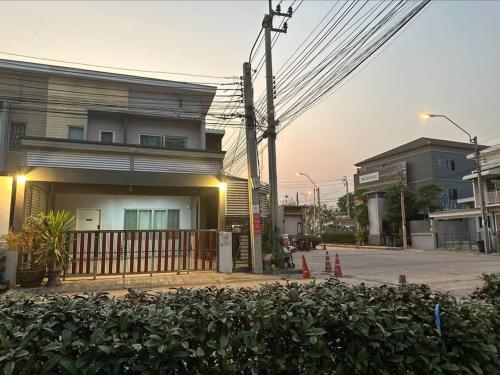 The Lake Guest House, Ban Bang Phang (updated prices 2025)