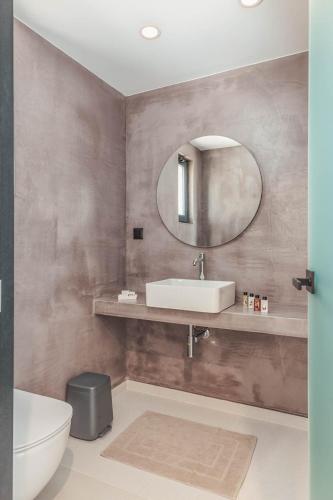 Plakakia Luxury Apartments, Makry Gialos (updated prices 2025)