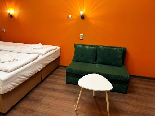 VELI HOUSE VELINGRAD/ ВелиХаус Къща за гости Велинград, Velingrad ...