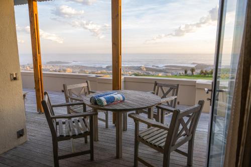 House 12 Beach Club, Hermanus (updated prices 2025)