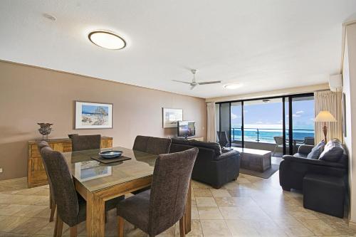 Clubb Coolum Beach Resort Sunshine Coast, Coolum Beach (updated prices ...