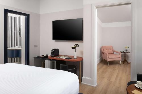 Anglo American Hotel Florence, Curio Collection By Hilton, Florence ...