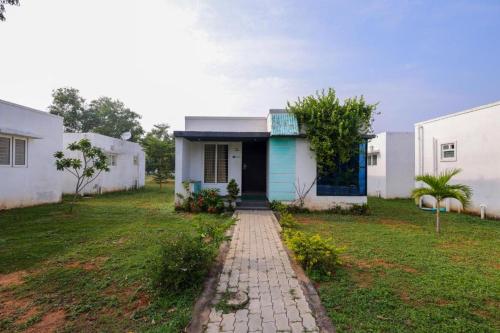 Lazo Avarta Resort and Convention Centre Pondicherry, Kālapettai ...
