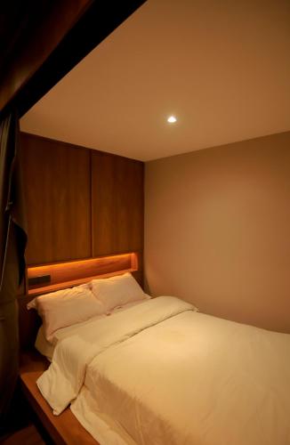 HABI Surawong-Silom, Bangkok (updated prices 2025)