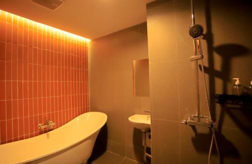 HABI Surawong-Silom, Bangkok (updated prices 2025)