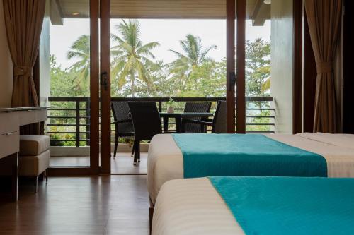Solina Beach & Nature Resort, Carles (updated prices 2024)