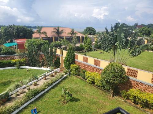 Alice Gardens & Campsite, Entebbe (updated prices 2024)