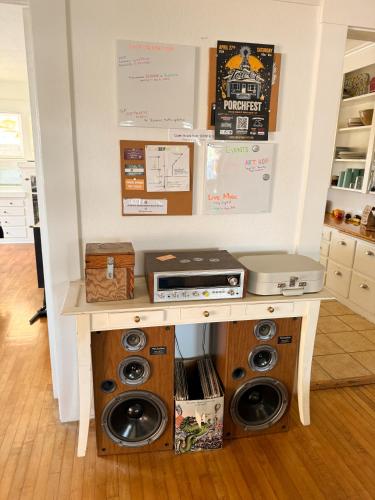 The Good Manor, Fresno (updated prices 2025)