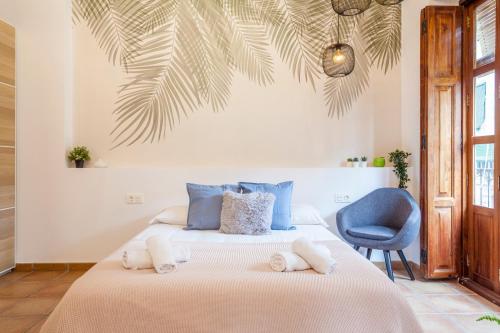 Sunny Modern Flat by Mercado Central, Valencia (updated prices 2025)