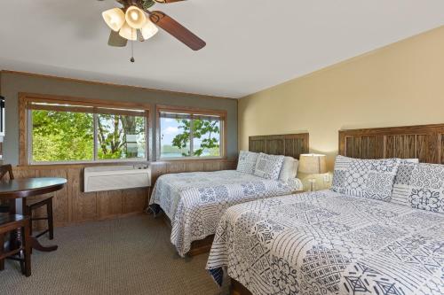 Roadrunner Inn and Log Cabins, Eureka Springs (updated prices 2024)