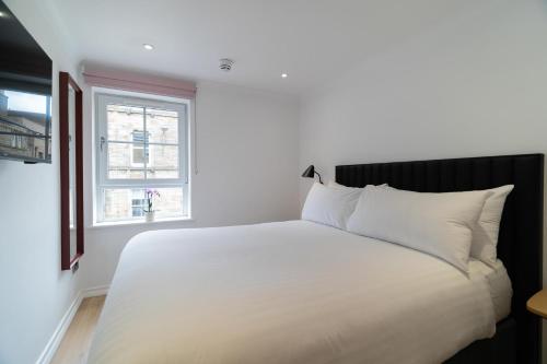 PREMIER SUITES Edinburgh Fountain Court, Edinburgh (updated prices 2025)