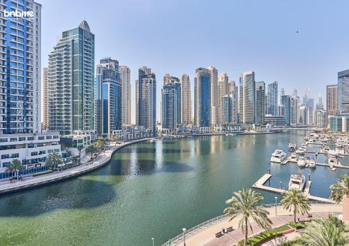 bnbmehomes - DAMAC Waves Tower, Dubai (updated prices 2025)