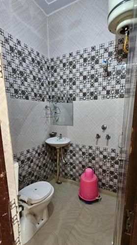 Ekant Hotel & Restaurant, Gohāna (updated prices 2024)