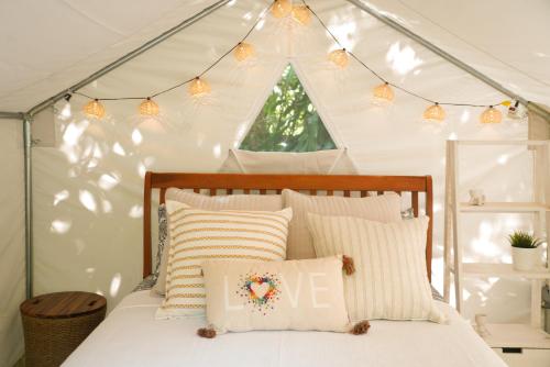 El Yunque Glamping River View at Casa Parcha, Naguabo (updated prices 2024)