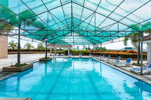 Santorini Hotel, Cainta (updated prices 2024)