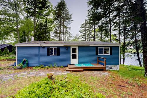 Boothbay Blue, Boothbay Harbor (updated prices 2024)