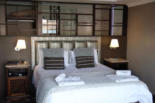 Kosmos Lodge, Hartbeespoort (updated prices 2024)