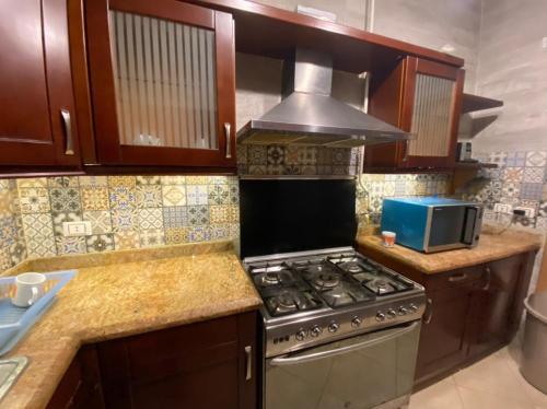 Beverly hills compound - Sheikh Zayed, Sheikh Zayed – Updated 2024 Prices