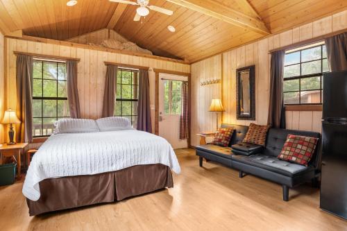 River Run Cabin on Guadalupe, Kerrville (updated prices 2024)