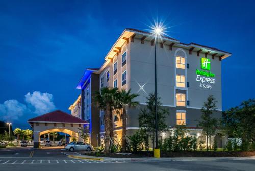 Holiday Inn Express & Suites - St. Petersburg - Madeira Beach by IHG ...