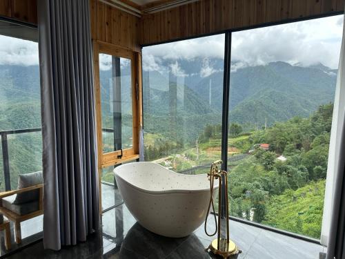 Lá Đỏ 2 Homestay & Coffee, Sapa (updated prices 2025)