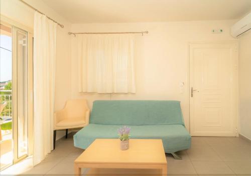 Vereniki Apartments, Finikounta (updated prices 2025)