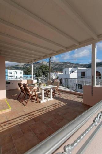 Naxos Chalkion Beautiful Detsis House with jacuzzi, Khalkíon (updated ...