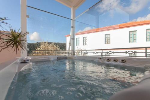 Naxos Chalkion Beautiful Detsis House with jacuzzi, Khalkíon (updated ...