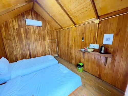 Supattra Raft House, Muang Fuang (updated prices 2024)