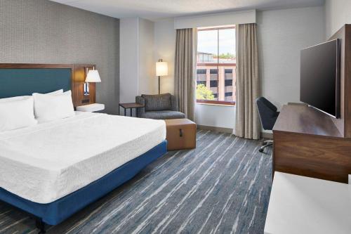 Hampton Inn & Suites Saratoga Springs Downtown, Saratoga Springs ...