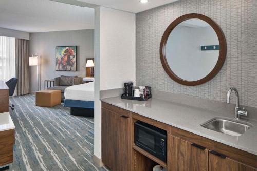 Hampton Inn & Suites Saratoga Springs Downtown, Saratoga Springs ...