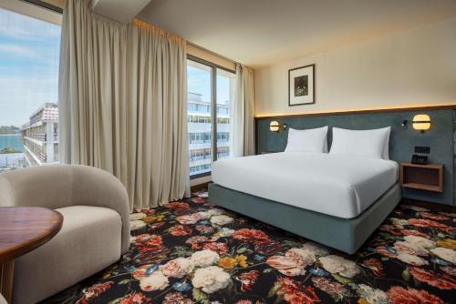 DUO Hotel Lisbon, Curio Collection by Hilton, Lisbon (updated prices 2025)