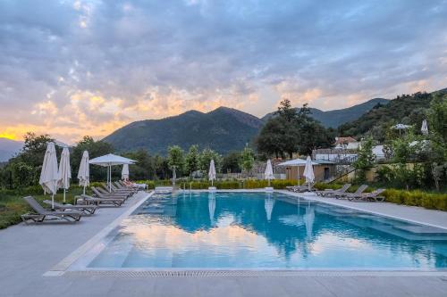 Montenegro Lodge by Missafir, Tivat – Updated 2024 Prices