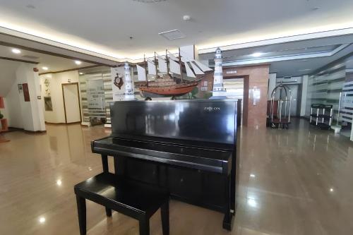 FERRYMAR Hotel, Iloilo City, Philippines - Booking.com