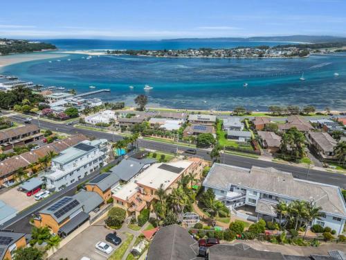 Baywatch 5, Merimbula (updated prices 2024)