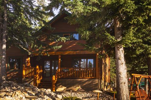 Overlander Mountain Lodge, Jasper (updated prices 2025)