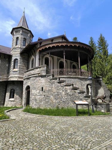 Castelul Stirbey, Sinaia (updated prices 2025)