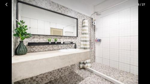 168 House 3B Near BTS iconsiam, Godown (updated prices 2024)