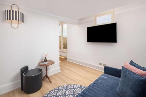 Anglo American Hotel Florence, Curio Collection By Hilton, Florence ...