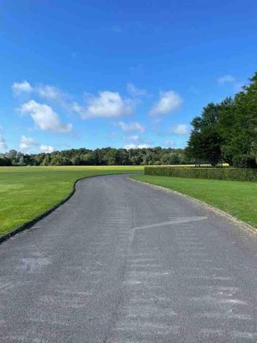 Picturebook cottage on prestigious polo estate, Stedham (updated prices ...