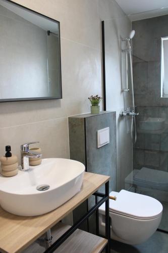 Apartmani Ante & Ivano Biograd with POOL, Biograd na Moru (updated ...